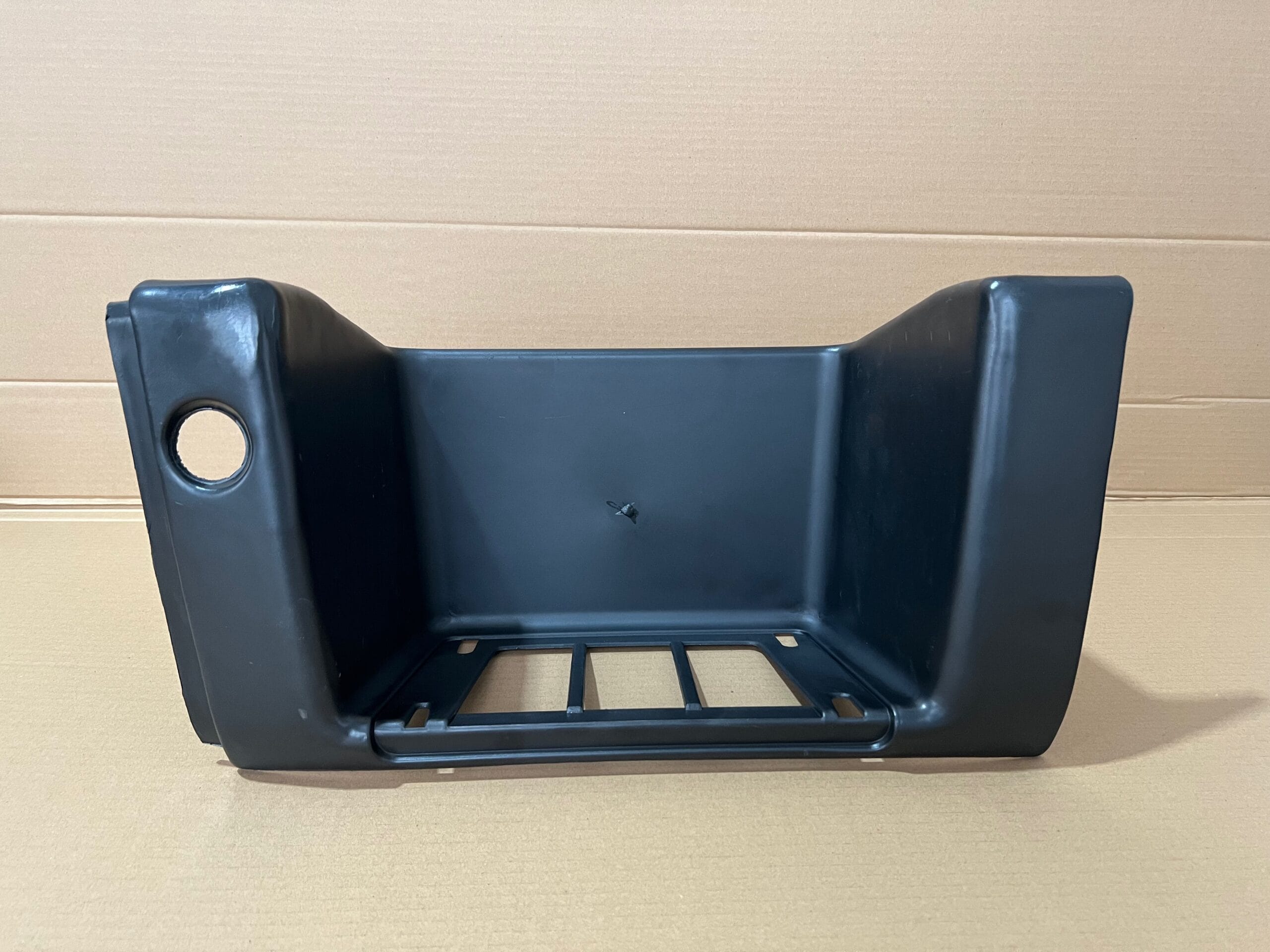 Foot Step To Suit Volvo FH Left - TruckersToyStore.com.au